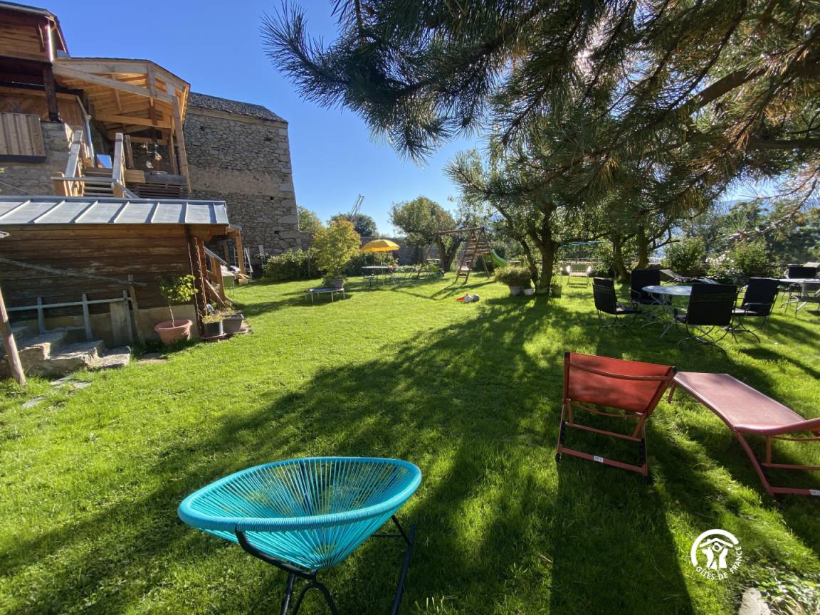 67 M² Gîte ∙ 2 Chambres ∙ 4 Personnes - Bourg-Madame