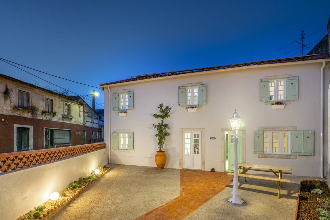 140 M² House ∙ 2 Bedrooms ∙ 4 Guests - Leiria