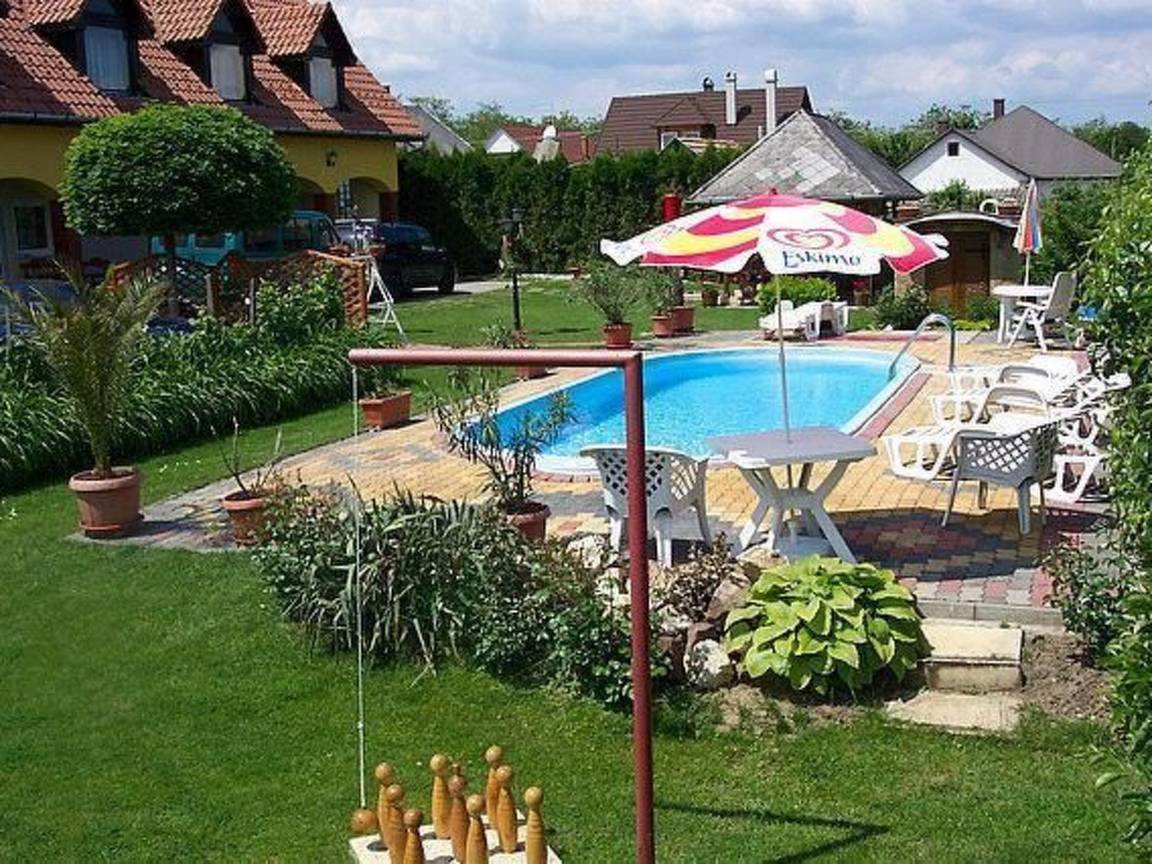 35 M² Apartment ∙ 1 Bedroom ∙ 4 Guests - Balatonföldvár