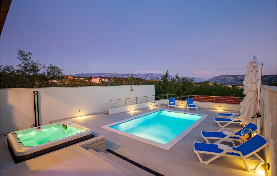 161 M² House ∙ 4 Bedrooms ∙ 10 Guests - Lopar