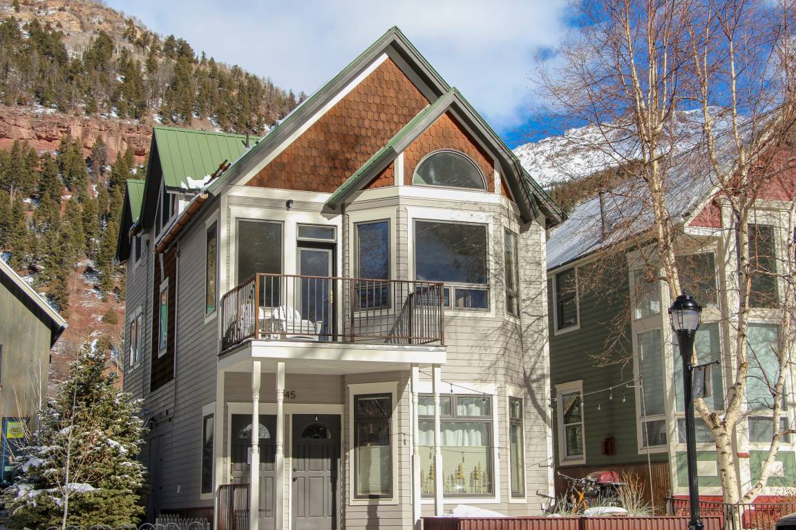 107 M² Apartment ∙ 2 Bedrooms ∙ 4 Guests - Telluride, CO