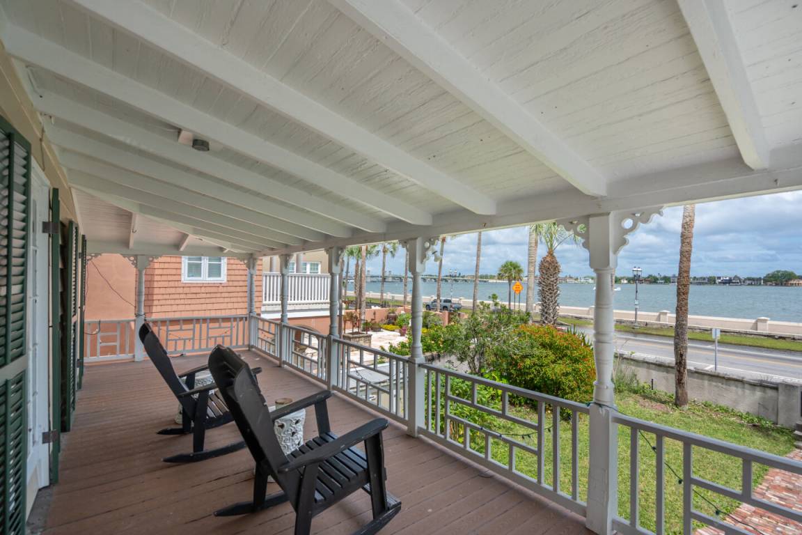House ∙ 2 Bedrooms ∙ 6 Guests - St. Augustine, FL