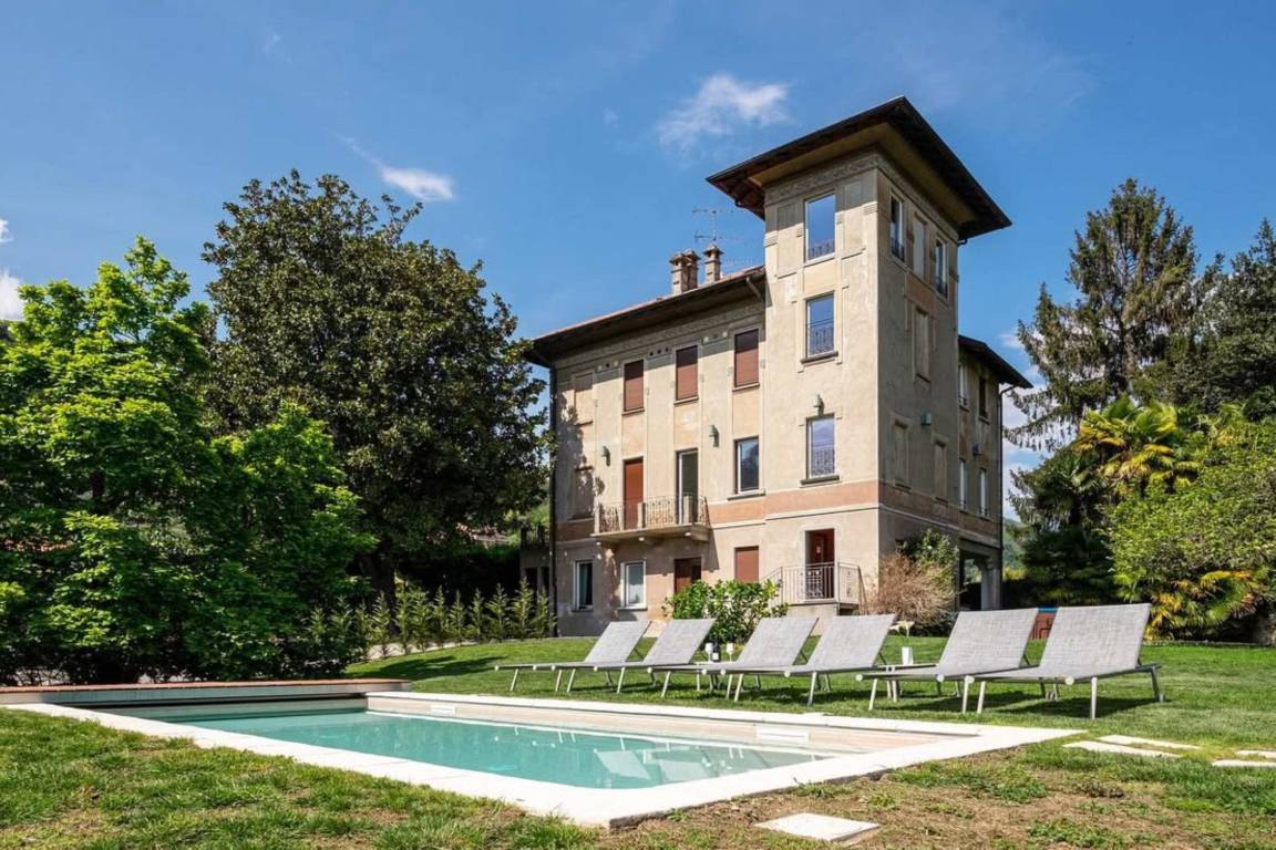 100 M² Ferienwohnung ∙ 2 Schlafzimmer ∙ 4 Gäste - Orta San Giulio