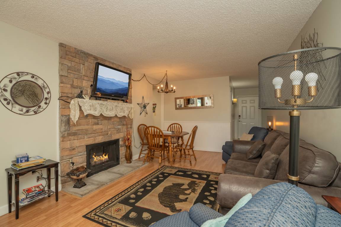 73 M² Ferienwohnung ∙ 2 Schlafzimmer ∙ 6 Gäste - Gatlinburg, TN