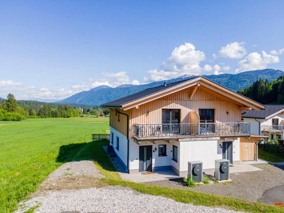 88 M² Ferienhaus ∙ 2 Schlafzimmer ∙ 6 Gäste - Hermagor