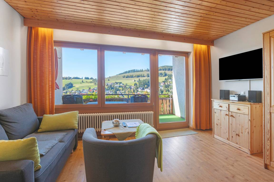 48 M² Ferienwohnung ∙ 1 Schlafzimmer ∙ 2 Gäste - Todtnau
