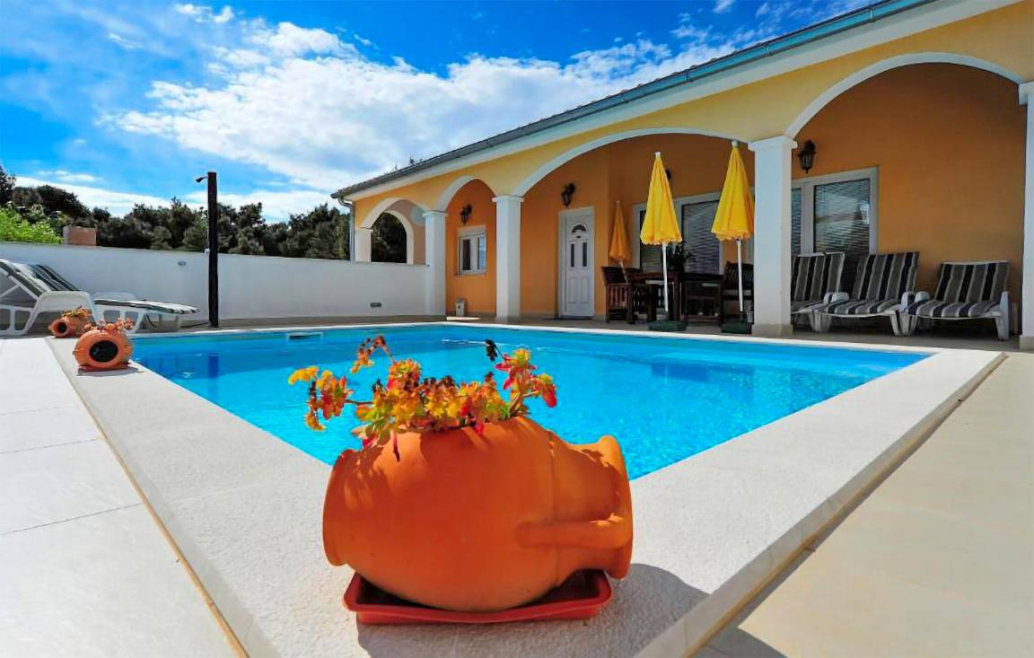 120 M² Maison De Vacances ∙ 3 Chambres ∙ 6 Personnes - Zadar