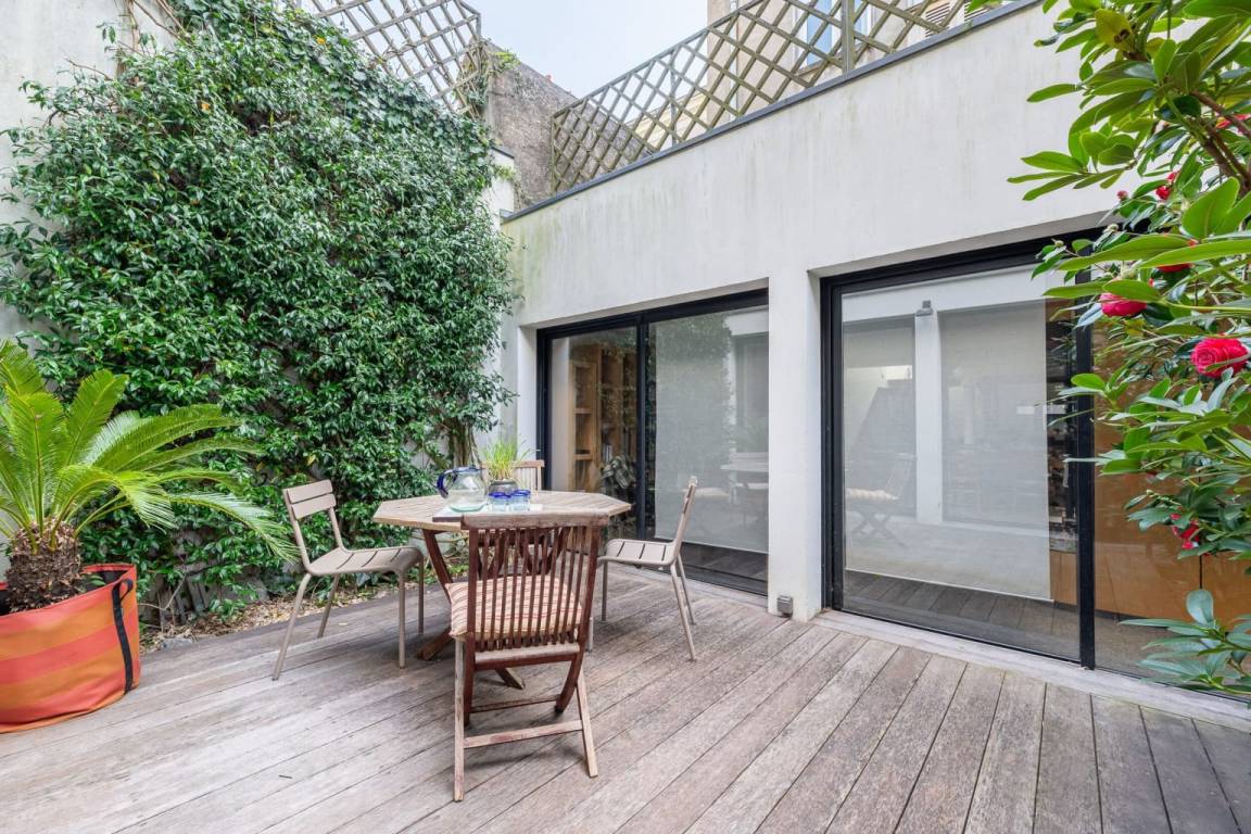 250 M² Maison De Vacances ∙ 3 Chambres ∙ 6 Personnes - Rezé