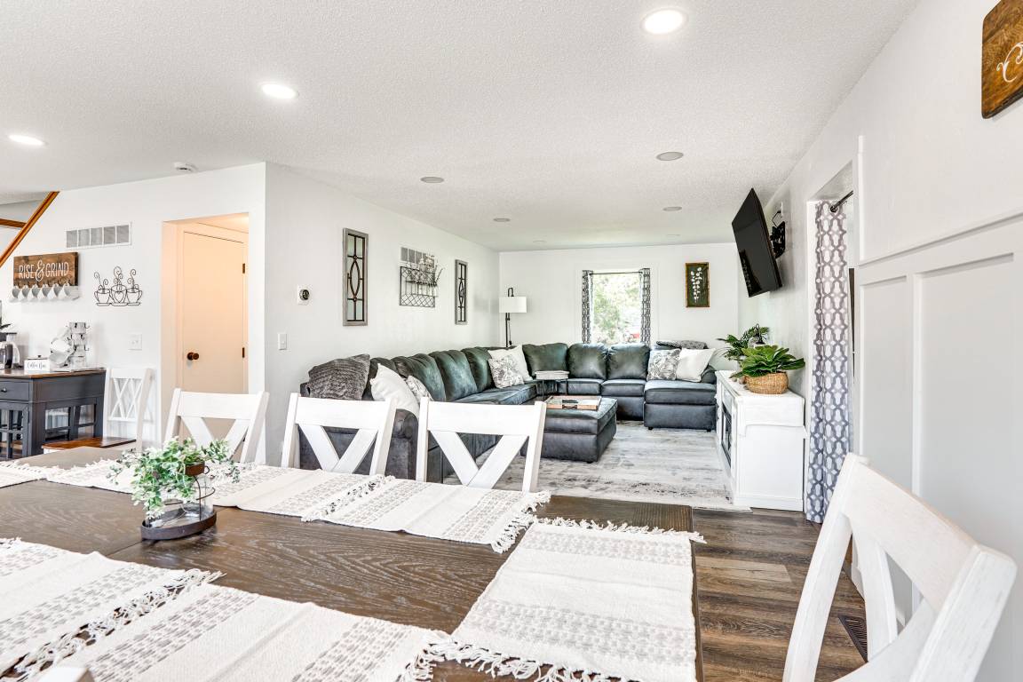 171 M² Casa ∙ 4 Habitaciones ∙ 17 Huéspedes - Hartford, SD