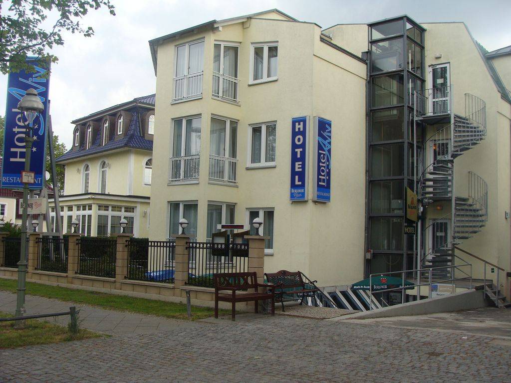 Aparthotel Guzulka & Restaurant Am Flughafen - Berlin