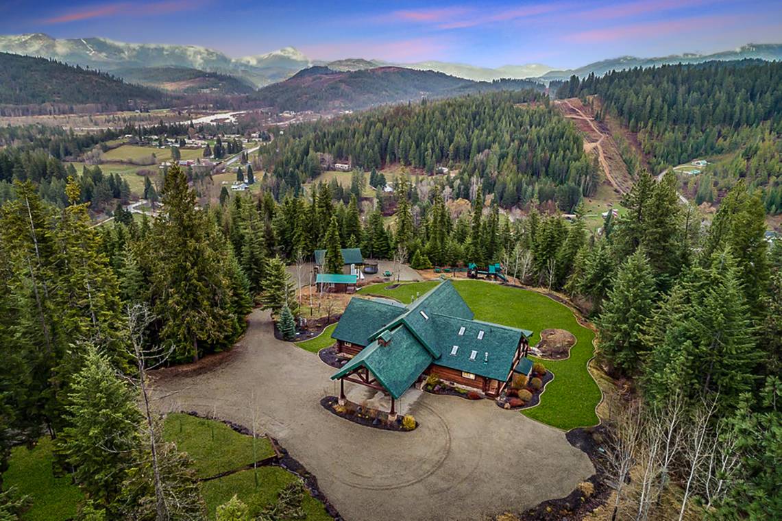 483 M² House ∙ 5 Bedrooms ∙ 21 Guests - Pinehurst, ID