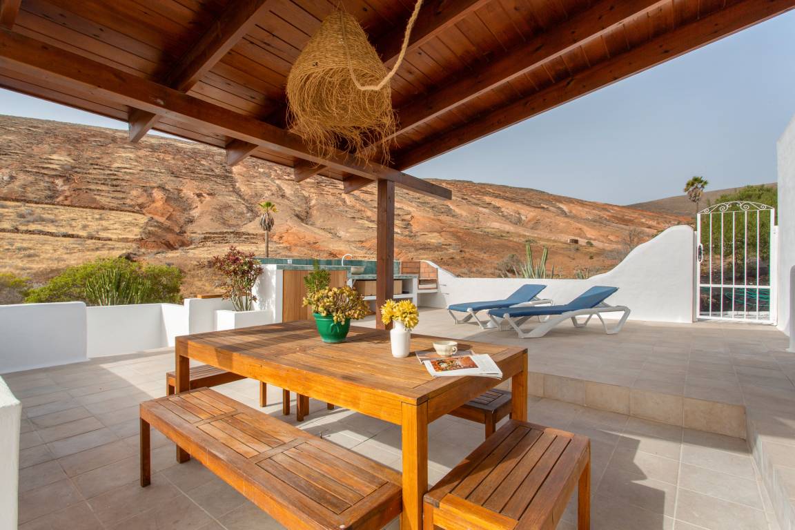 85 M² Ferienhaus ∙ 1 Schlafzimmer ∙ 4 Gäste - La Graciosa