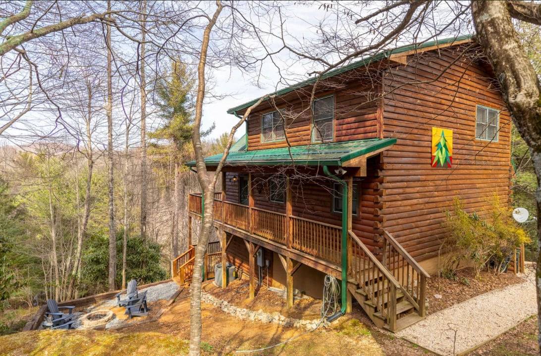 224 M² Cabin ∙ 4 Bedrooms ∙ 12 Guests - Boone, NC