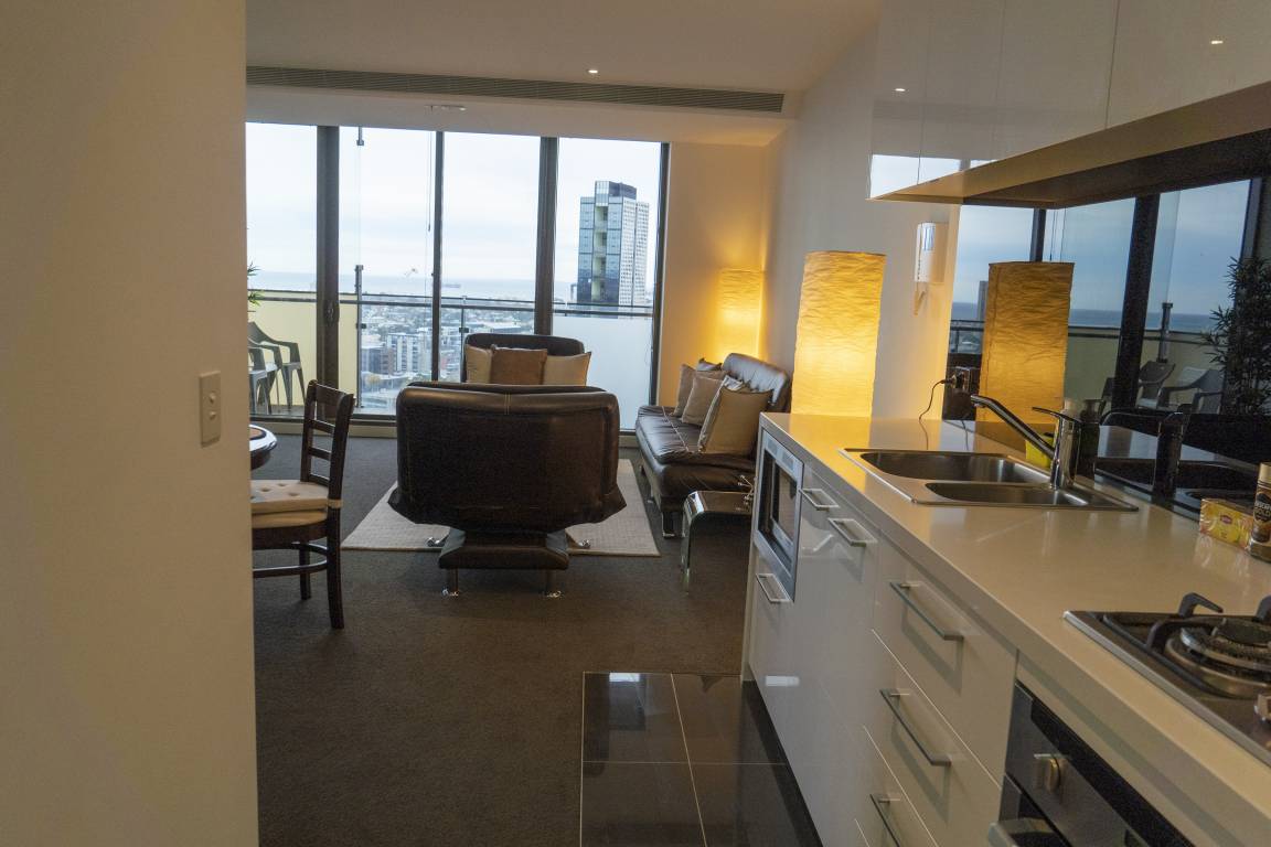 65 M² Apartment ∙ 2 Bedrooms ∙ 4 Guests - Melbourne