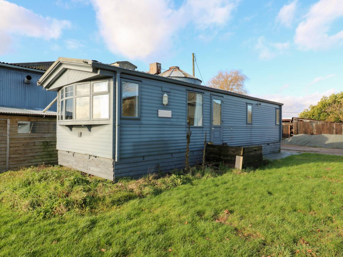 Cottage ∙ 2 Bedrooms ∙ 3 Guests - Cambridgeshire