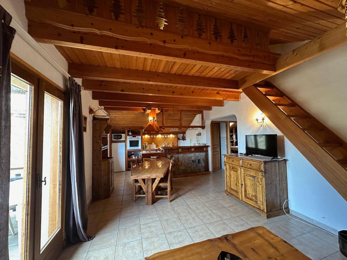 70 M² Appartement ∙ 1 Chambre ∙ 6 Personnes - Molines-en-Queyras