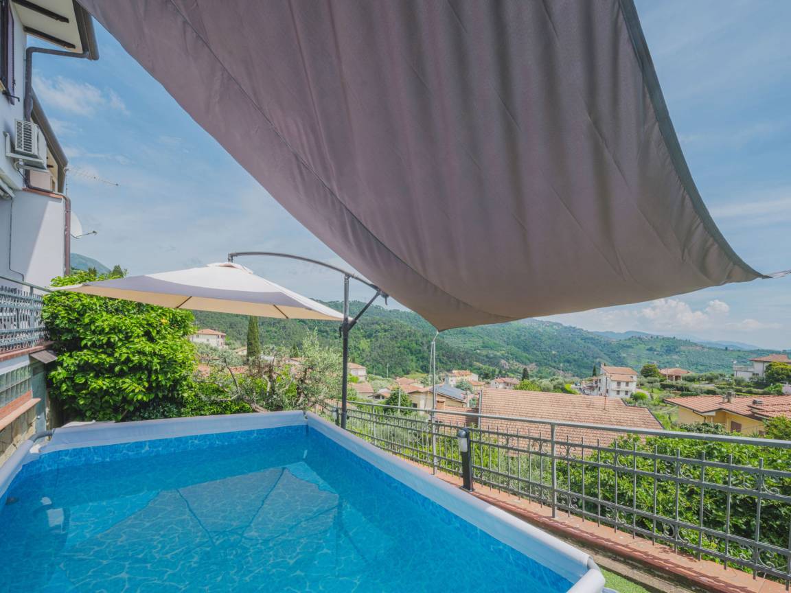 140 M² Ferienhaus ∙ 1 Schlafzimmer ∙ 6 Gäste - Camaiore
