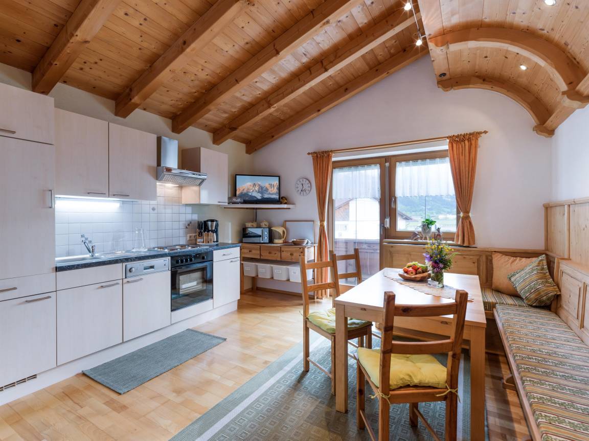 70 M² Ferienwohnung ∙ 2 Schlafzimmer ∙ 6 Gäste - Uderns