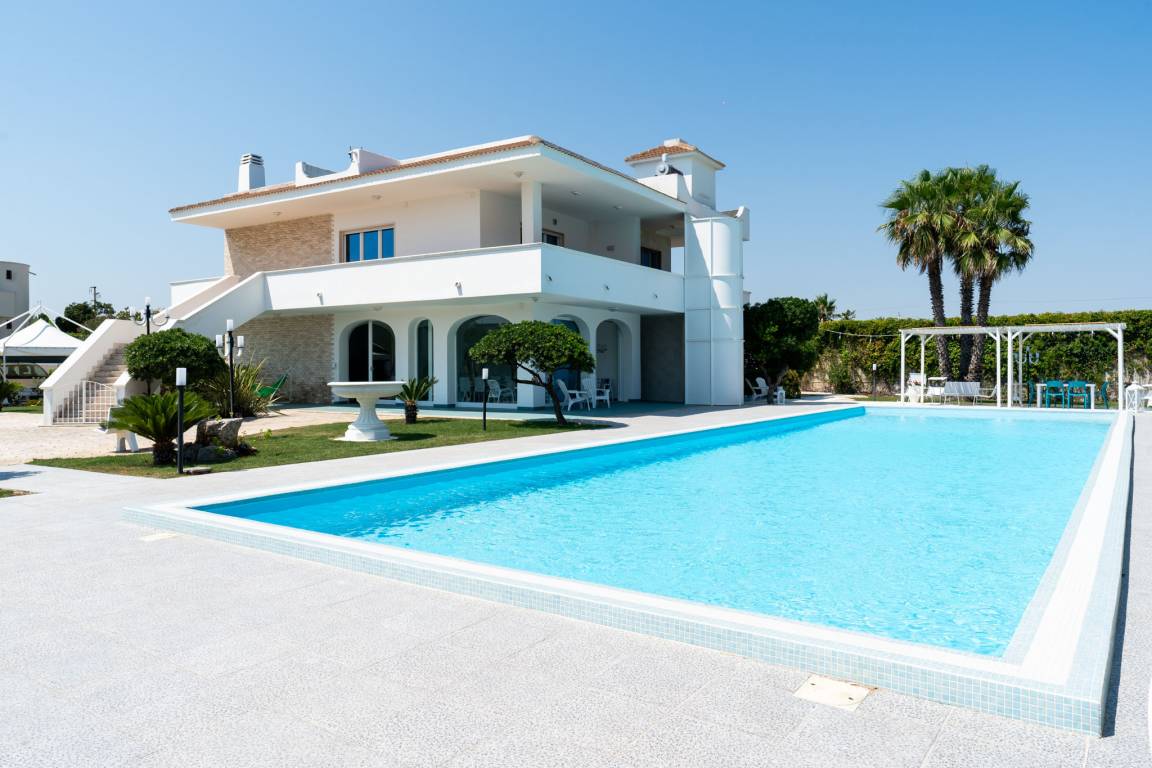 130 M² Villa ∙ 2 Habitaciones ∙ 8 Huéspedes - Bari