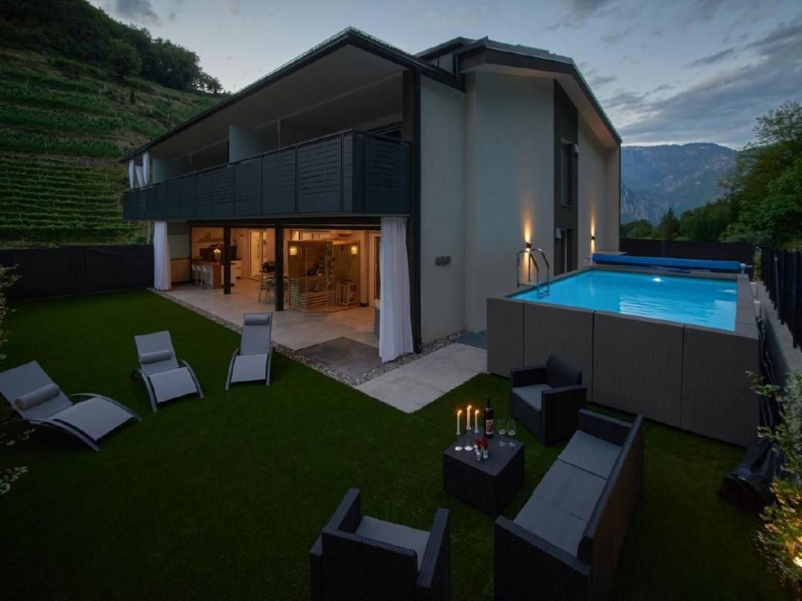 150 M² Apartment ∙ 3 Bedrooms ∙ 6 Guests - Lana