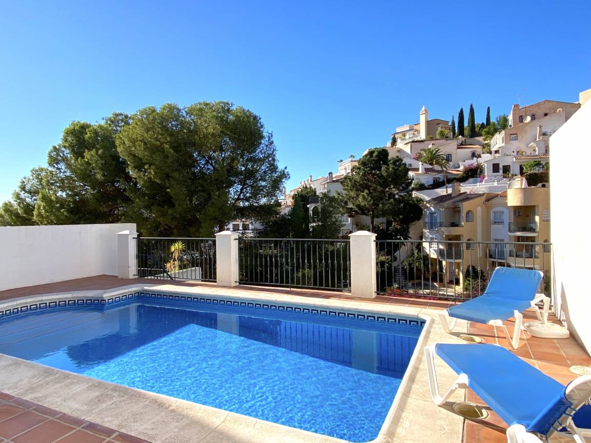 150 M² Villa ∙ 3 Slaapkamers ∙ 7 Gasten - Nerja