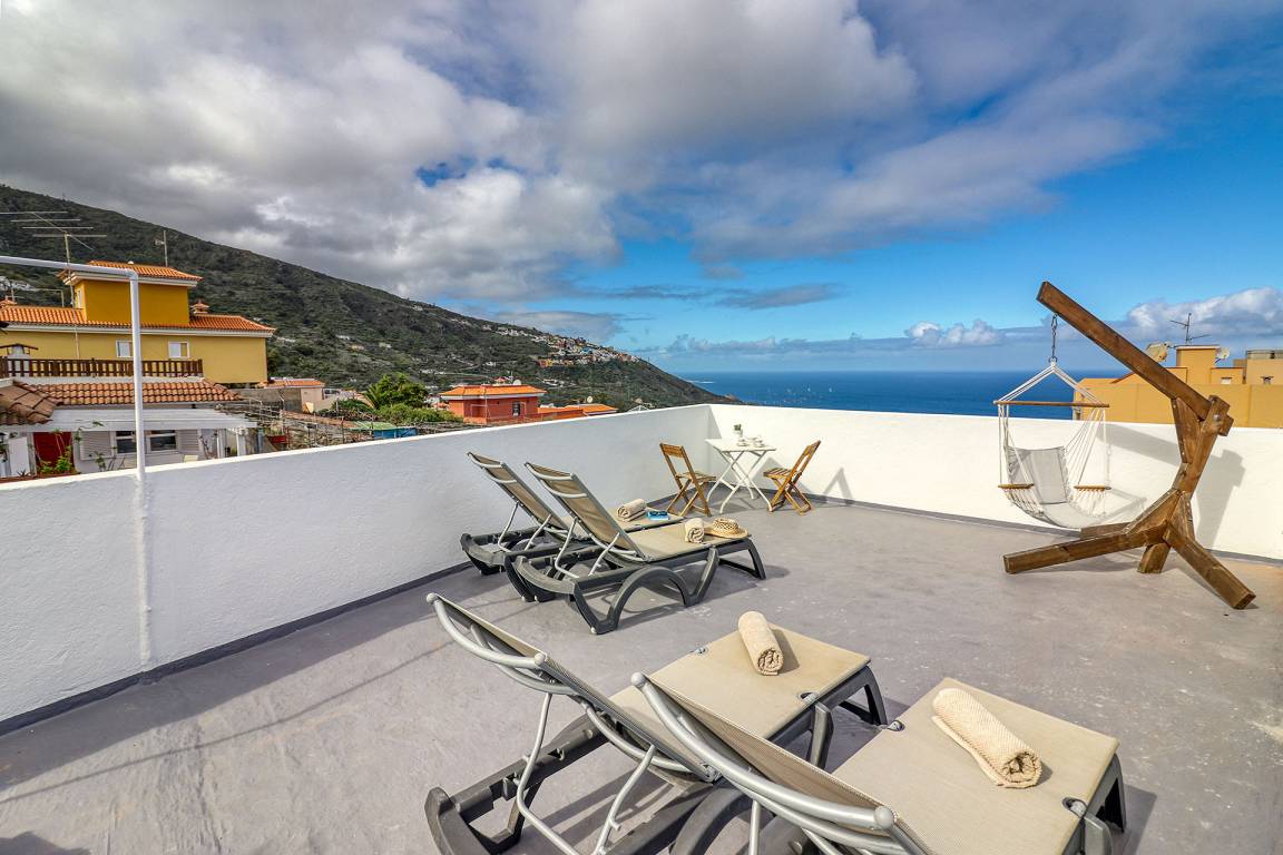 130 M² House ∙ 5 Bedrooms ∙ 12 Guests - Tenerife