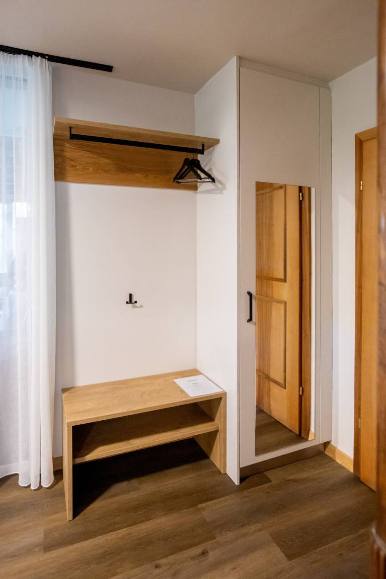 60 M² Ferienwohnung ∙ 1 Schlafzimmer ∙ 4 Gäste - Hafling