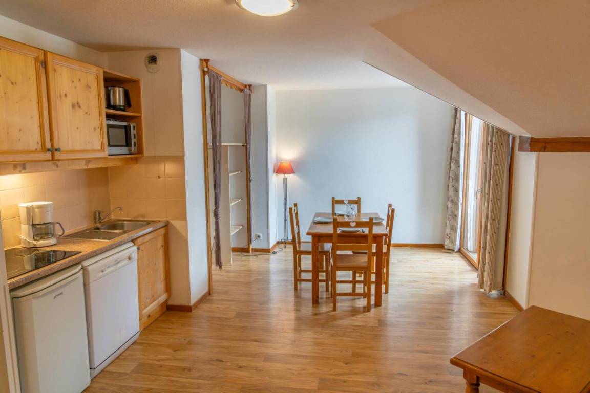 37 M² Studio Flat ∙ 1 Bedroom ∙ 4 Guests - Embrun
