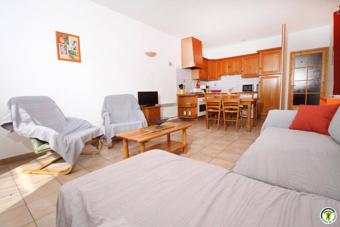 60 M² Gîte ∙ 2 Bedrooms ∙ 6 Guests - Drôme