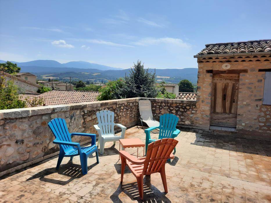 71 M² Gîte ∙ 2 Chambres ∙ 3 Personnes - Alpes-de-Haute-Provence