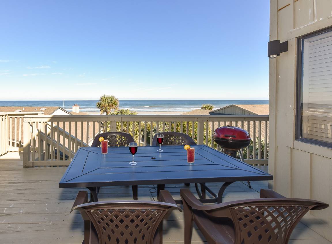 155 M² Condo ∙ 2 Bedrooms ∙ 5 Guests - New Smyrna Beach, FL