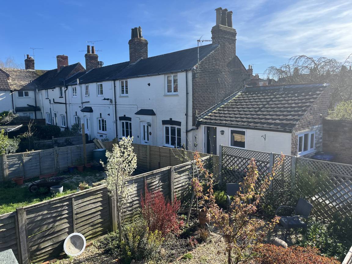Cottage ∙ 2 Bedrooms ∙ 4 Guests - Devizes