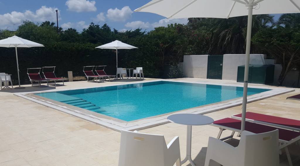 240 M² Villa ∙ 7 Bedrooms ∙ 24 Guests - Torre dell'Orso