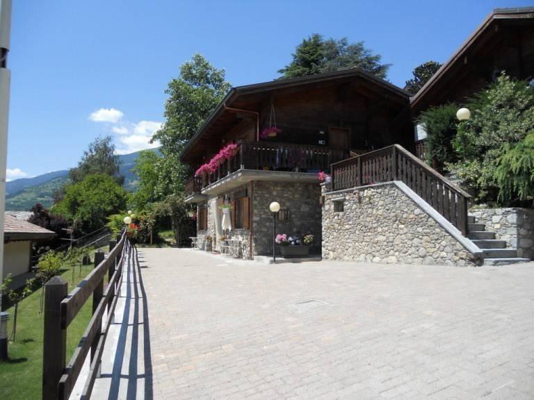 60 M² Appartement ∙ 2 Chambres ∙ 4 Personnes - Aoste