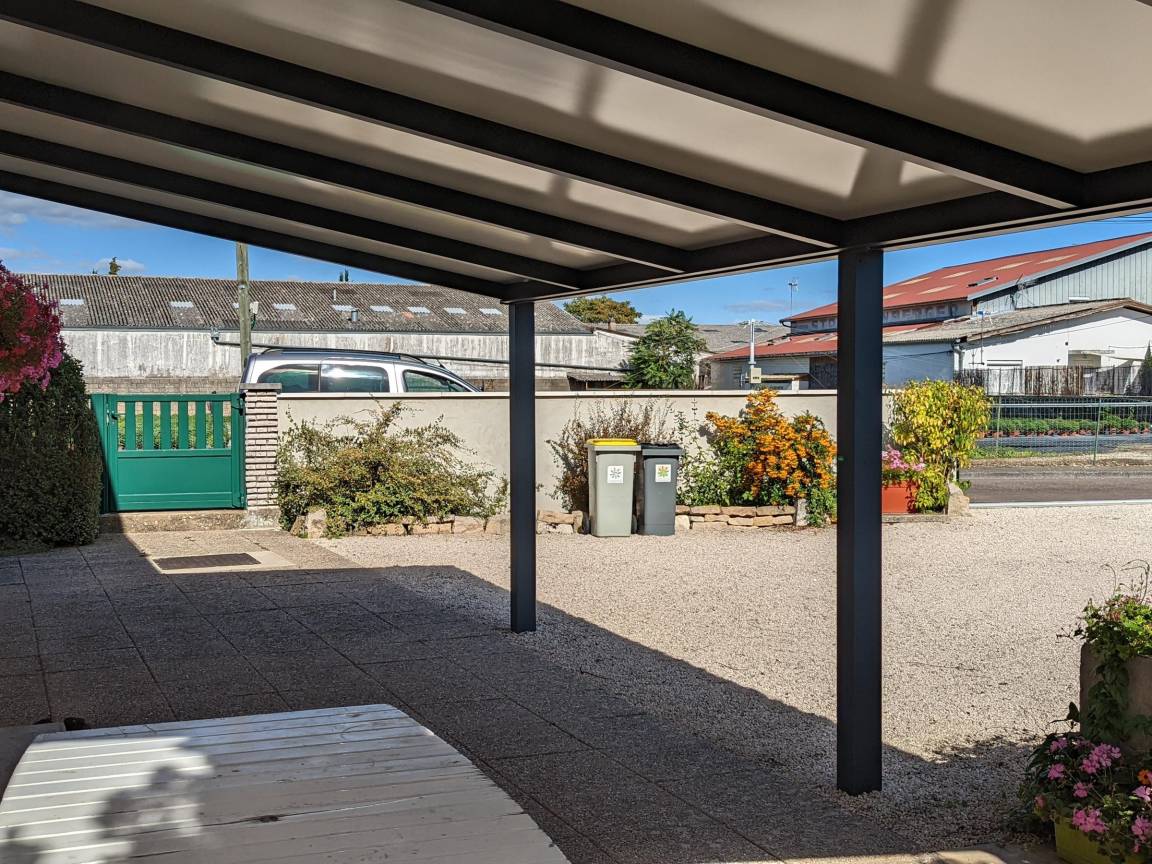 120 M² Cottage ∙ 4 Bedrooms ∙ 6 Guests - Dijon