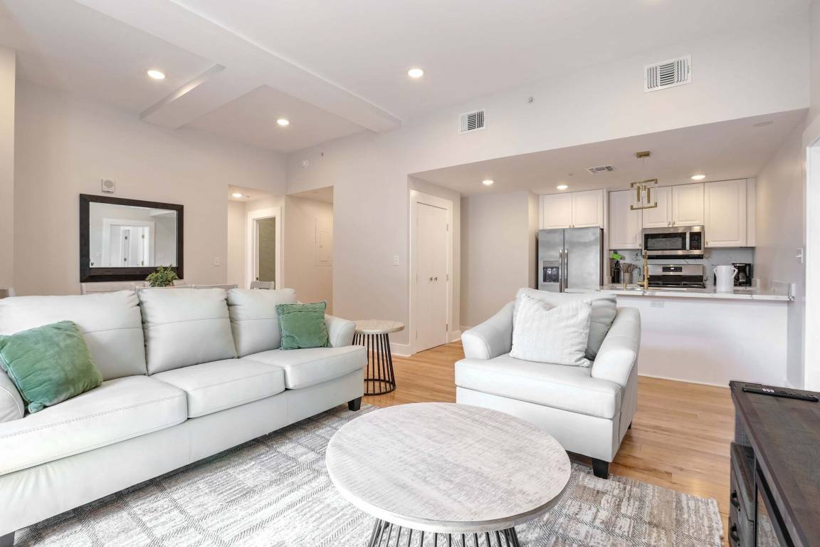 Apartment ∙ 4 Bedrooms ∙ 12 Guests - New Orleans, LA