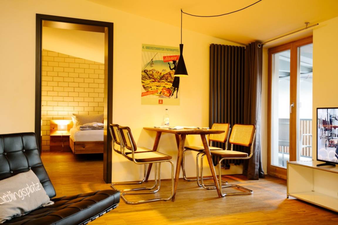 Ferienwohnung ∙ 2 Schlafzimmer ∙ 4 Gäste - Oberstdorf