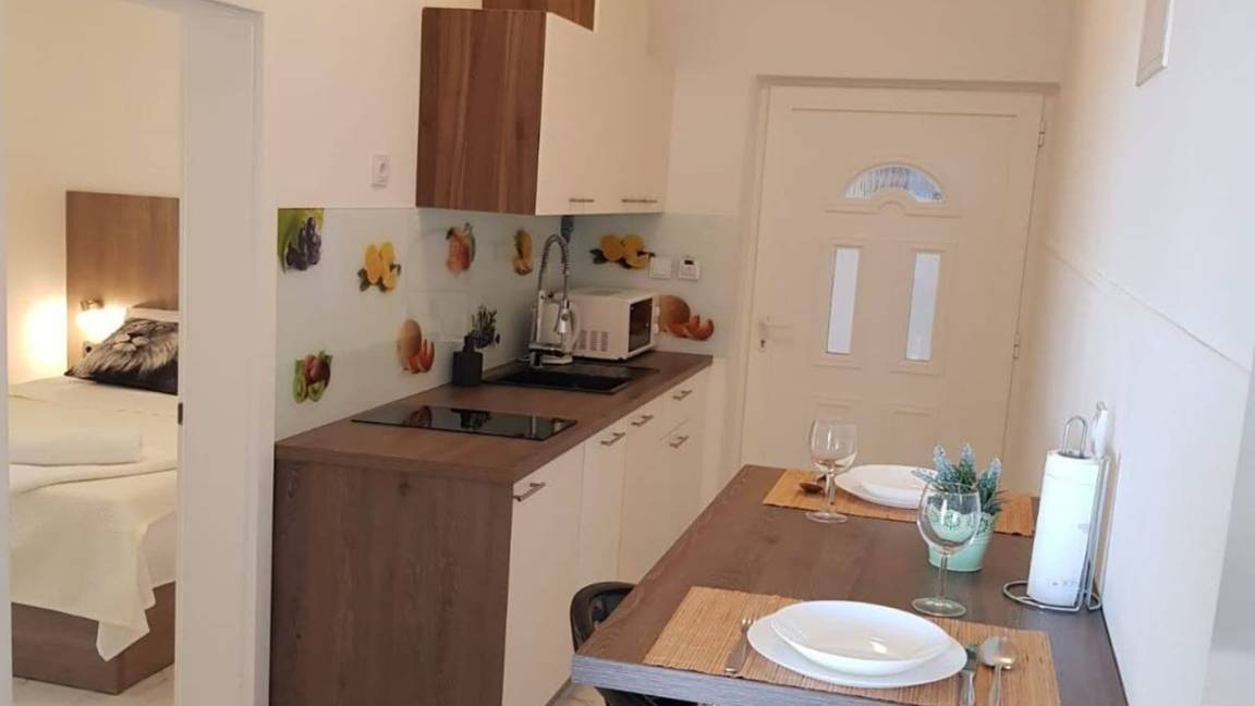 42 M² Appartamento Vacanza ∙ 2 Camere Da Letto ∙ 4 Ospiti - Novaglia