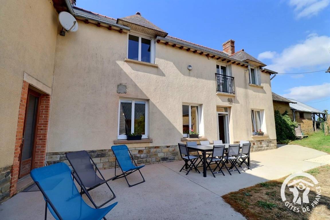 128 M² Gîte ∙ 3 Chambres ∙ 8 Personnes - Rennes