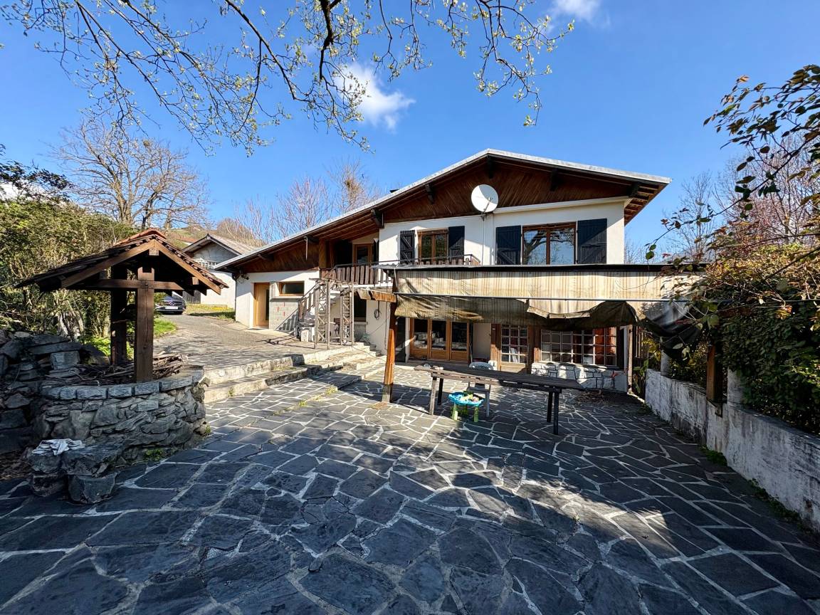 115 M² Talo ∙ 3 Makuuhuonetta ∙ 8 Vierasta - Chambéry