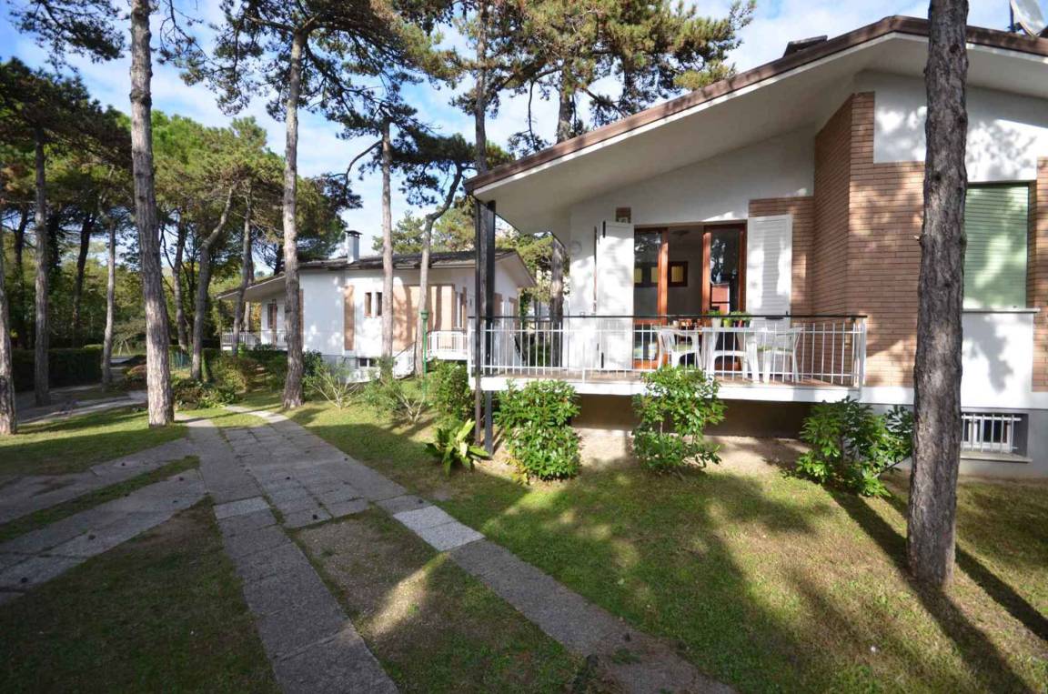 65 M² Appartement ∙ 3 Chambres ∙ 7 Personnes - Lignano Pineta