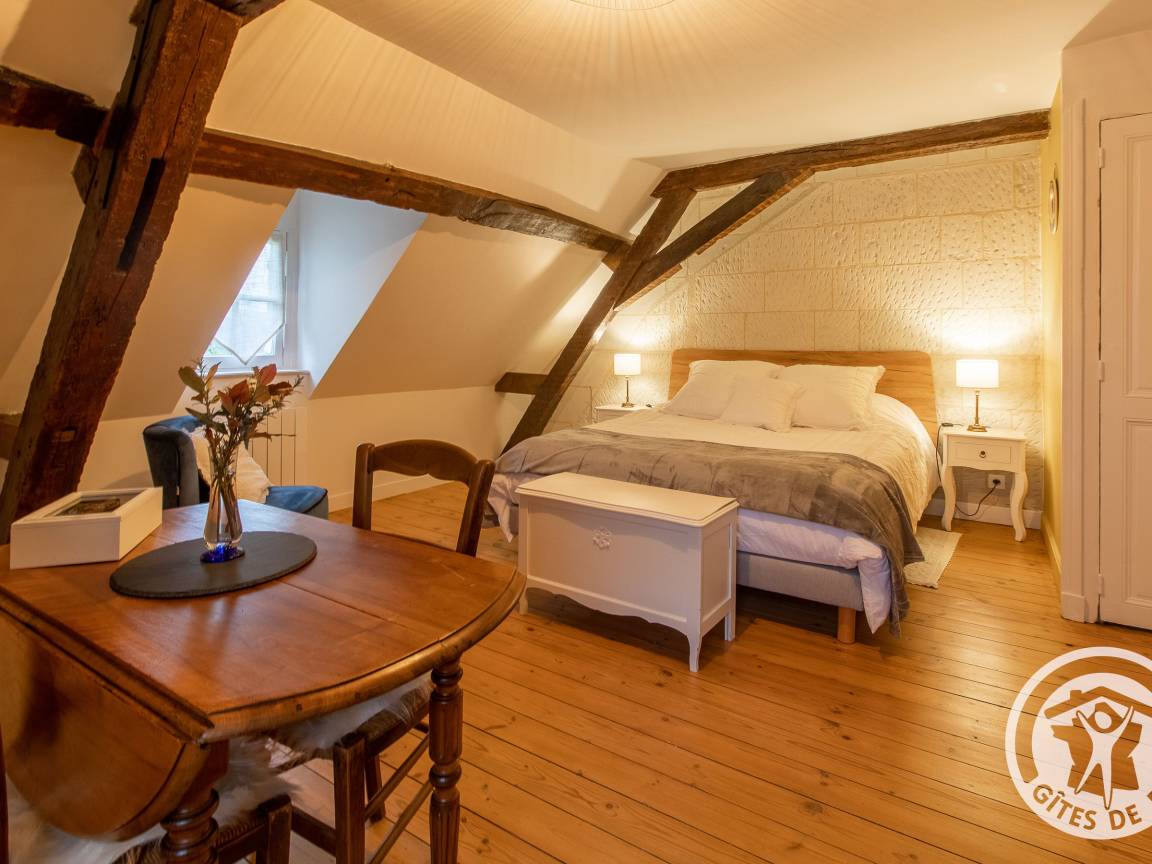 18 M² Chambre D'hôtes ∙ 1 Chambre ∙ 2 Personnes - Gennes