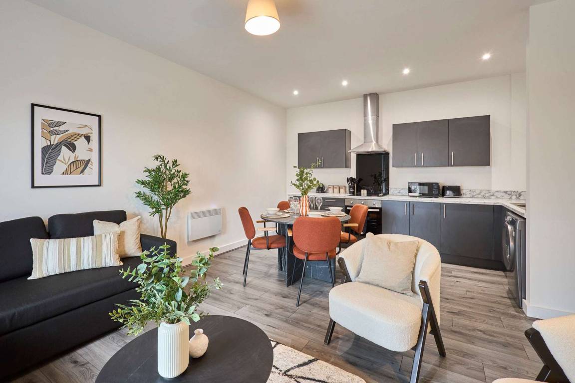 Apartment ∙ 2 Bedrooms ∙ 4 Guests - Liverpool John Lennon Airport (LPL)
