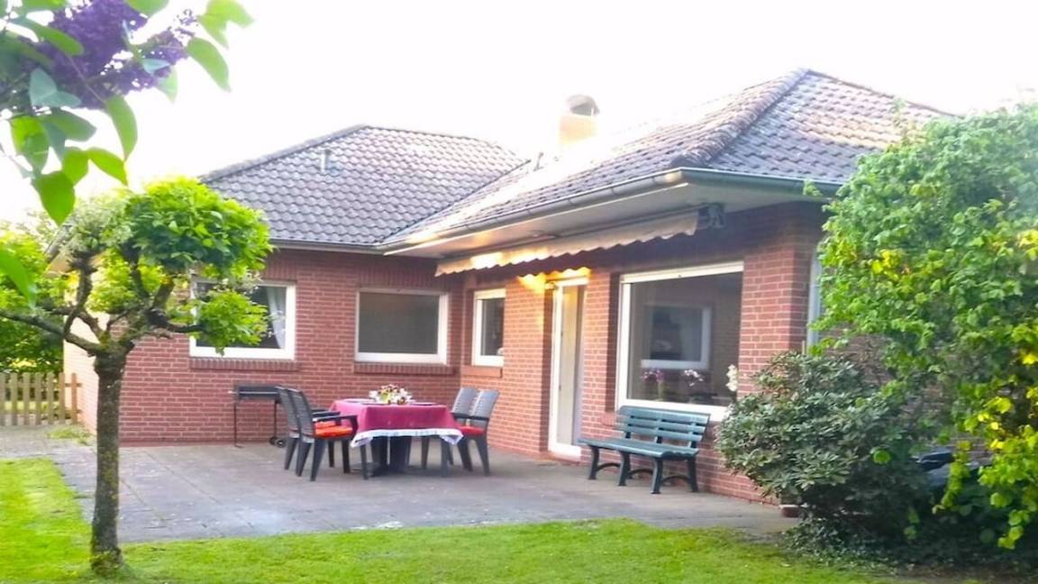 80 M² House ∙ 2 Bedrooms ∙ 4 Guests - Bremen