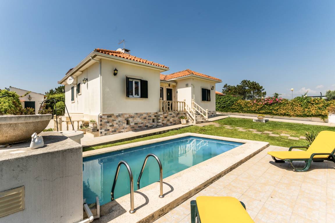 152 M² Villa ∙ 3 Bedrooms ∙ 6 Guests - Sesimbra