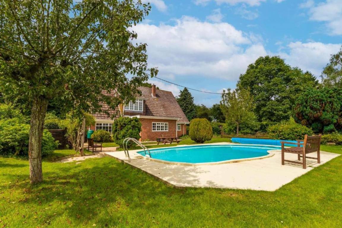 House ∙ 5 Bedrooms ∙ 10 Guests - Wroxham