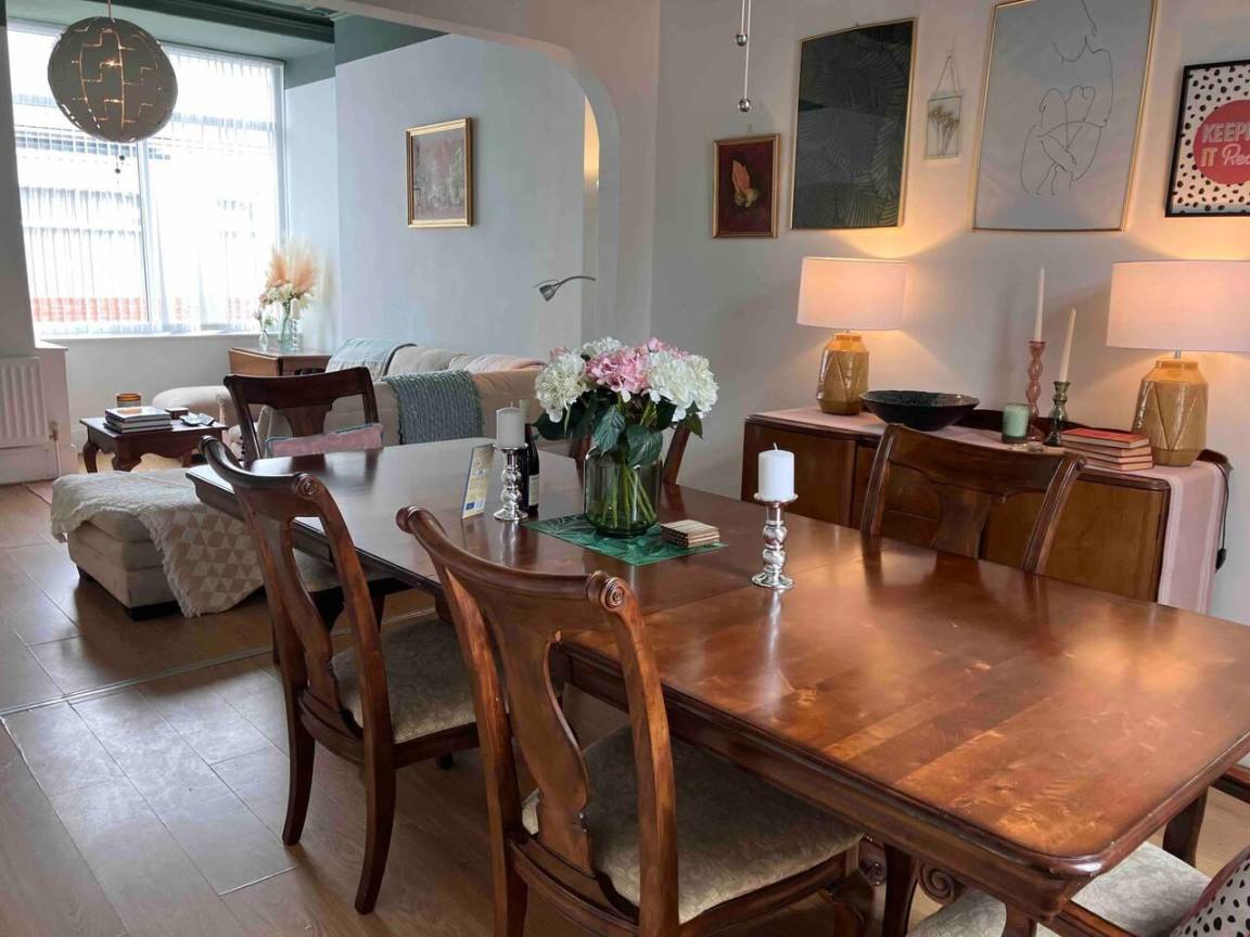 75 M² House ∙ 2 Bedrooms ∙ 4 Guests - South Shields