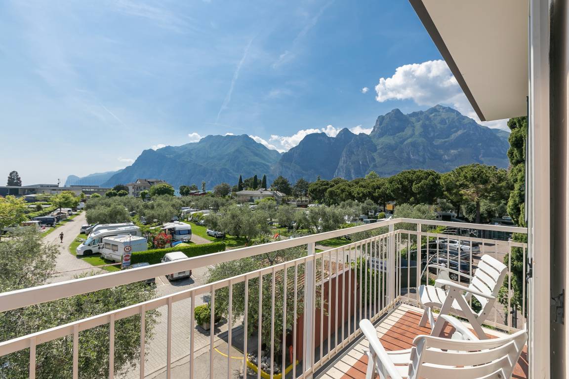 35 M² Ferienwohnung ∙ 1 Schlafzimmer ∙ 4 Gäste - Nago-Torbole