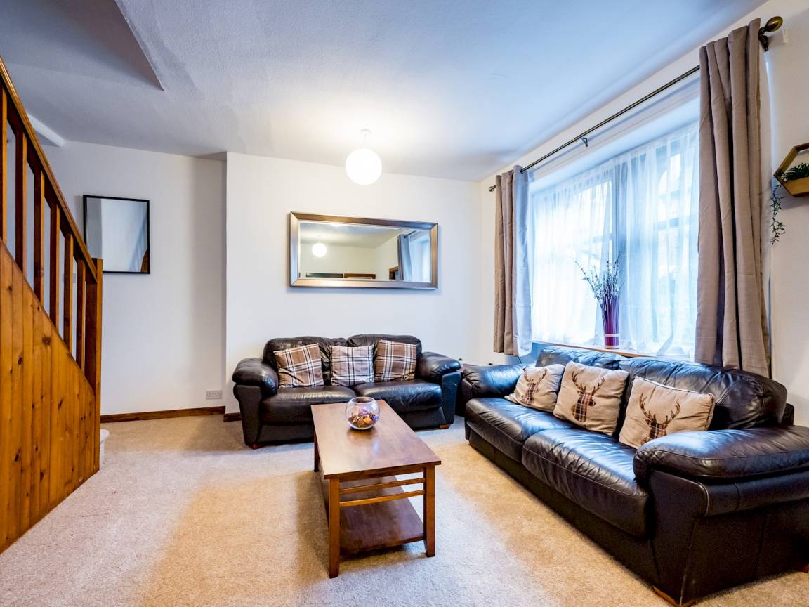 93 M² Casa ∙ 3 Habitaciones ∙ 5 Huéspedes - Cupar