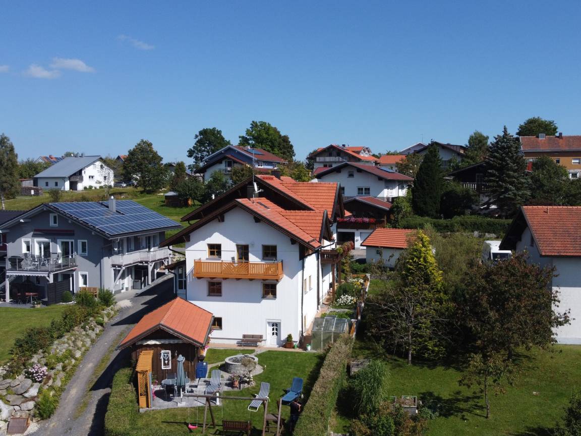 60 M² Ferienwohnung ∙ 2 Schlafzimmer ∙ 4 Gäste - Mauth
